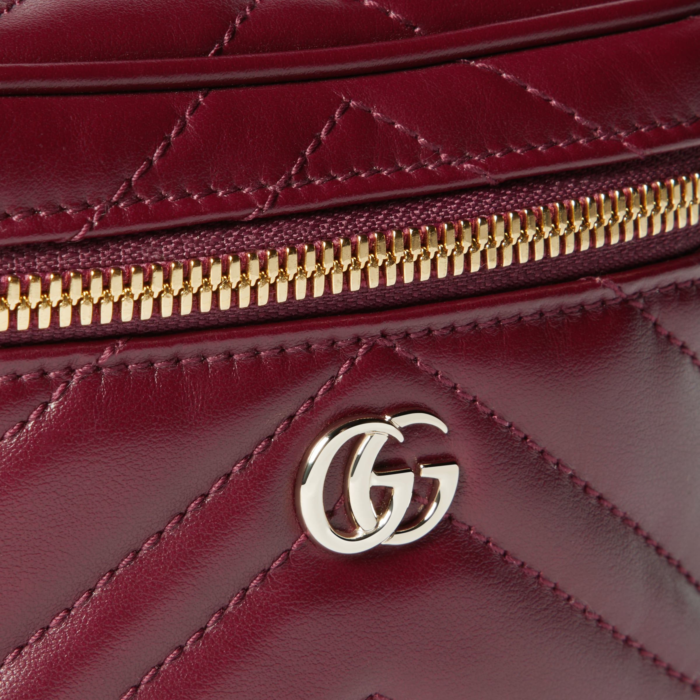 กระเป๋า GG Marmont nano vanity bag inหนังสี Rosso Ancora Red | GUCCI® TH