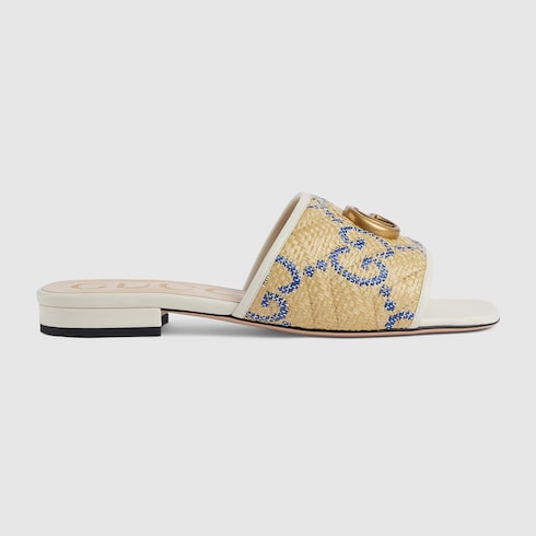 Women's GG raffia effect slide in beige and blue fabric | GUCCI® TH