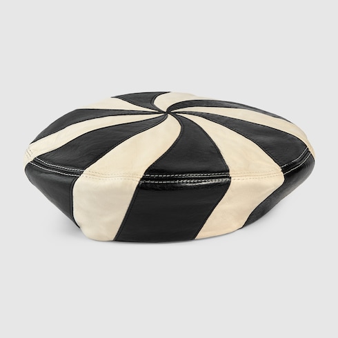 Leather beret in black and white | GUCCI® RO