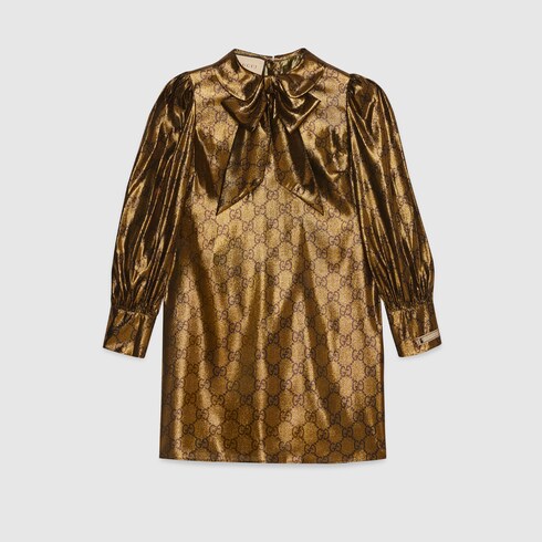 Robe en soie à imprimé GG Supreme en doré et noir | GUCCI® Canada