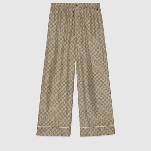 Pantalon en soie GG Supreme en camel et marron | GUCCI® FR