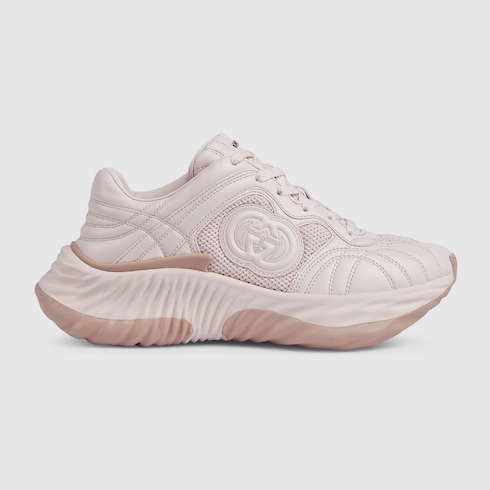 Women's Interlocking G trainer in pale pink leather | GUCCI® 香港