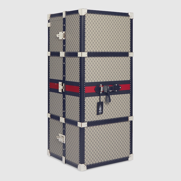 Gucci Savoy trunk in beige and blue Supreme | GUCCI® LU