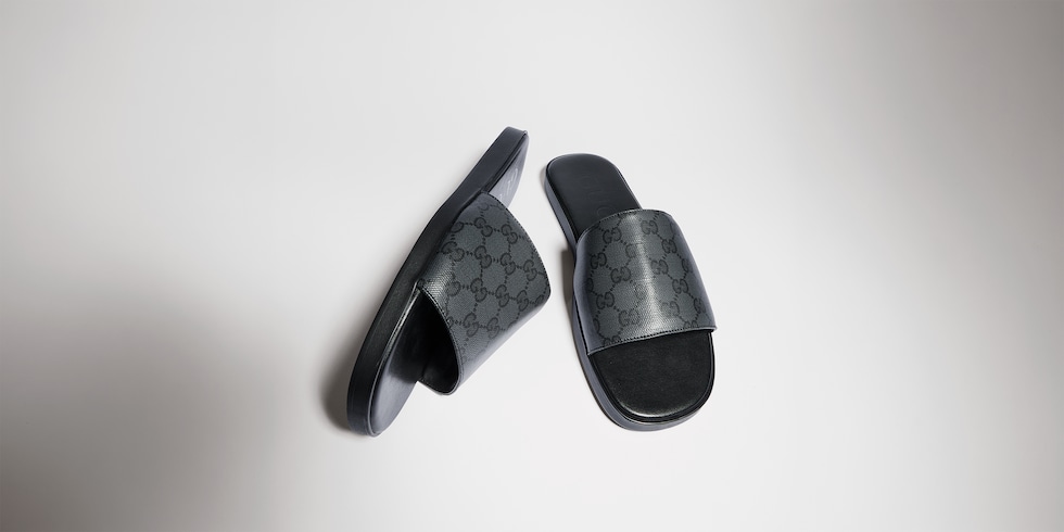 Men's slide sandal in black | GUCCI® UK