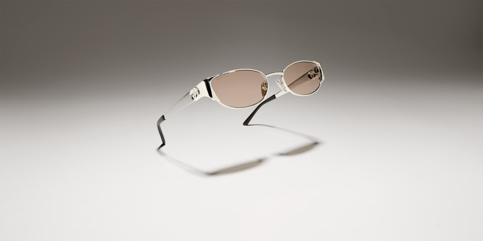 Oval-frame sunglasses in silver-toned | GUCCI® US