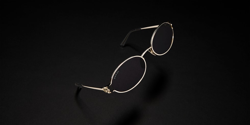 Rectangular-frame sunglasses in gold-toned | GUCCI® ZA