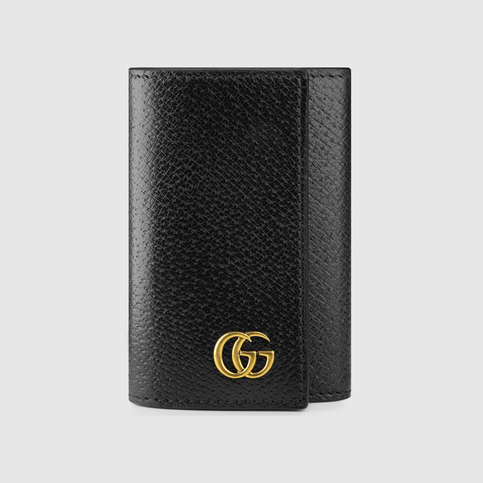 GG Marmont leather key case in black leather | GUCCI® AE