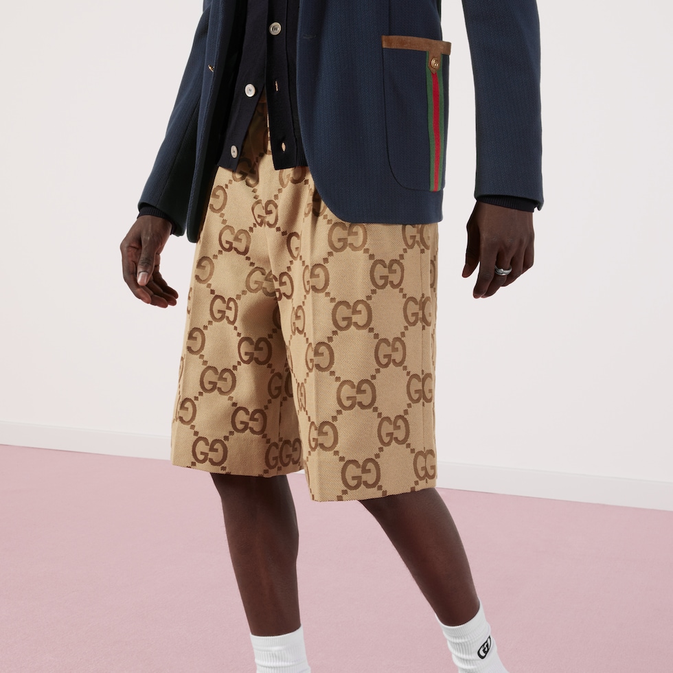 Jumbo GG canvas shorts in beige and ebony | GUCCI® HU