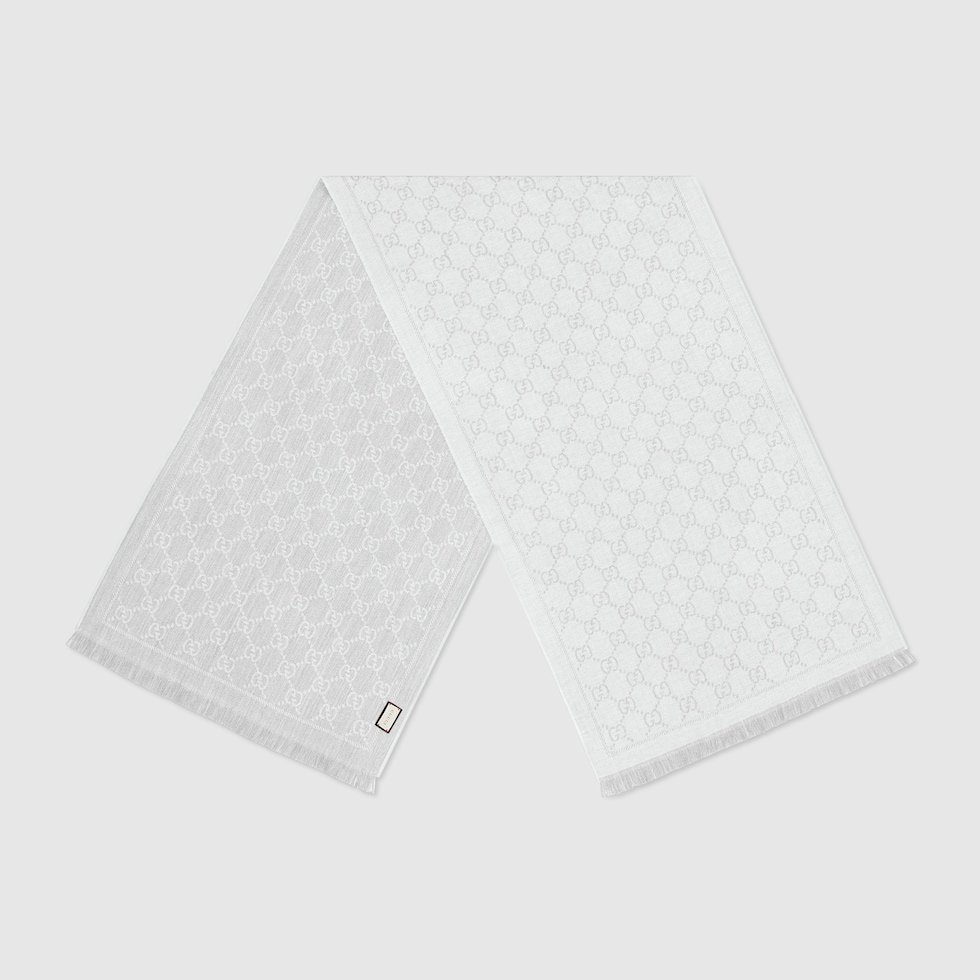 Sciarpa in lana GG jacquard in argento | GUCCI® IT