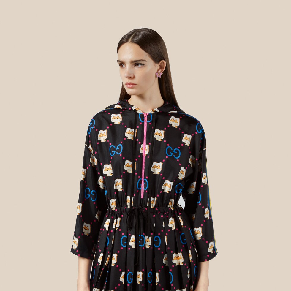 GG animal print silk dress in black | GUCCI® TH