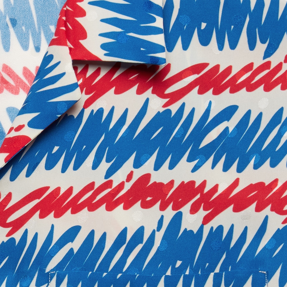 'Gucci Loves You' print silk shirt in blue and red | GUCCI® AE