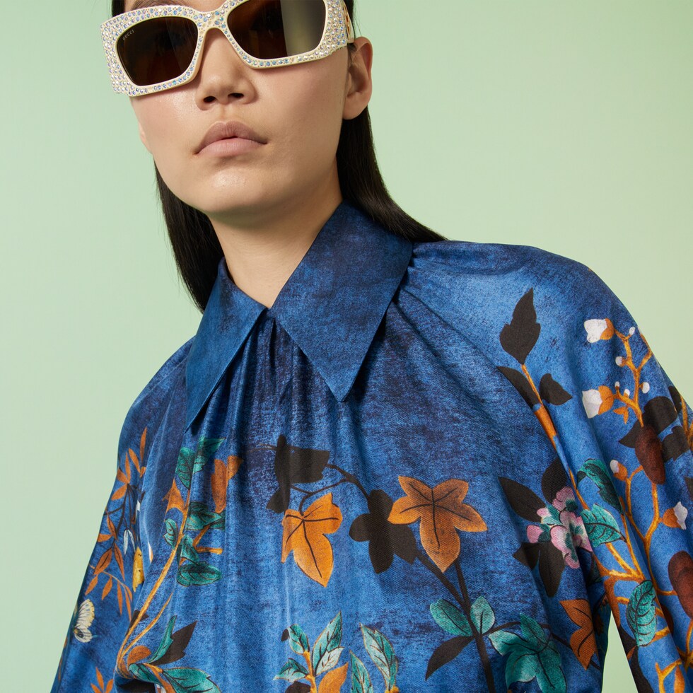 Gucci Tian print silk twill top in dark blue | GUCCI® UK