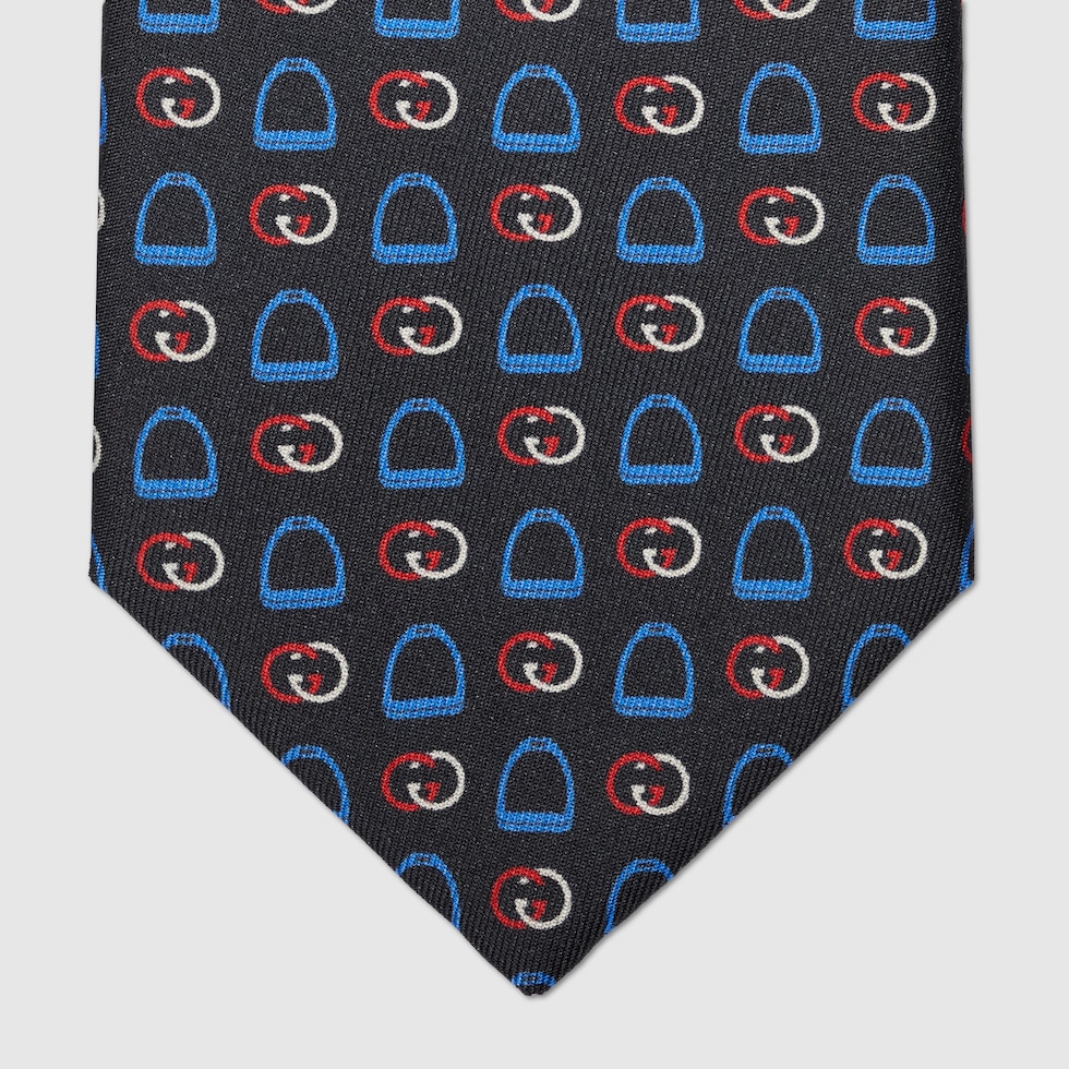 Stirrup Interlocking G print silk tie in blak and blue | GUCCI® 香港