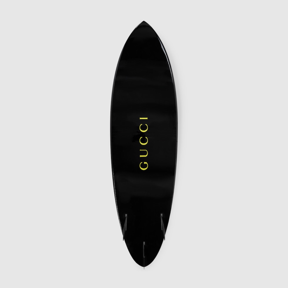 Gucci logo surfboard in black polyurethane | GUCCI® GR