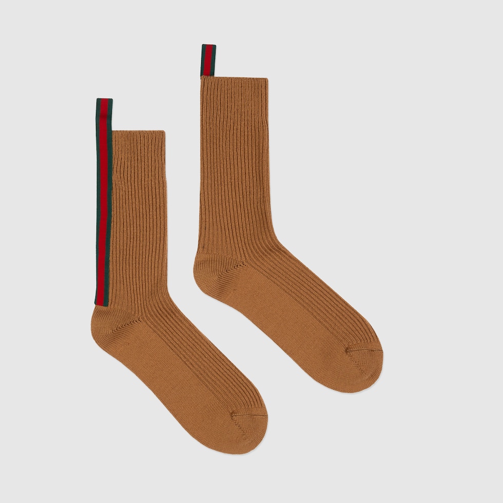ถุงเท้า Wool blend socks with Web inสีคาเมล | GUCCI® TH
