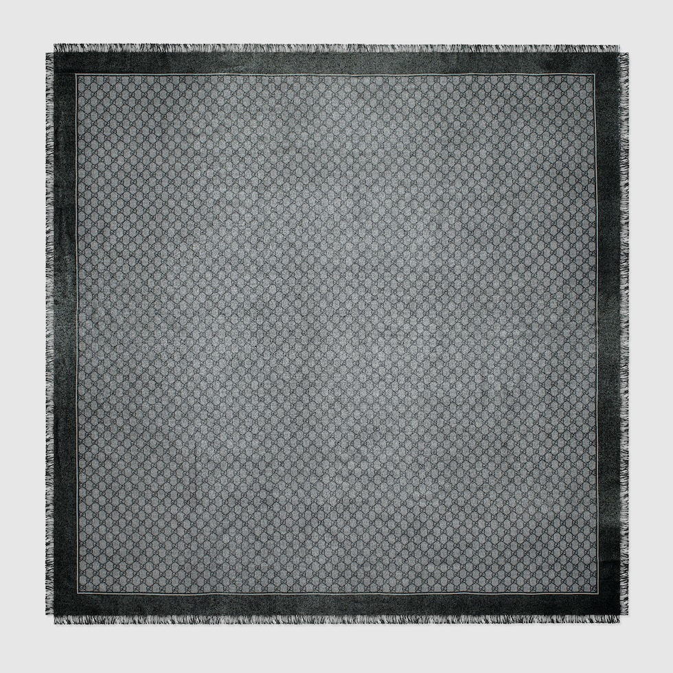 Scialle in lana GG jacquard in grigio scuro e nero | GUCCI® IT