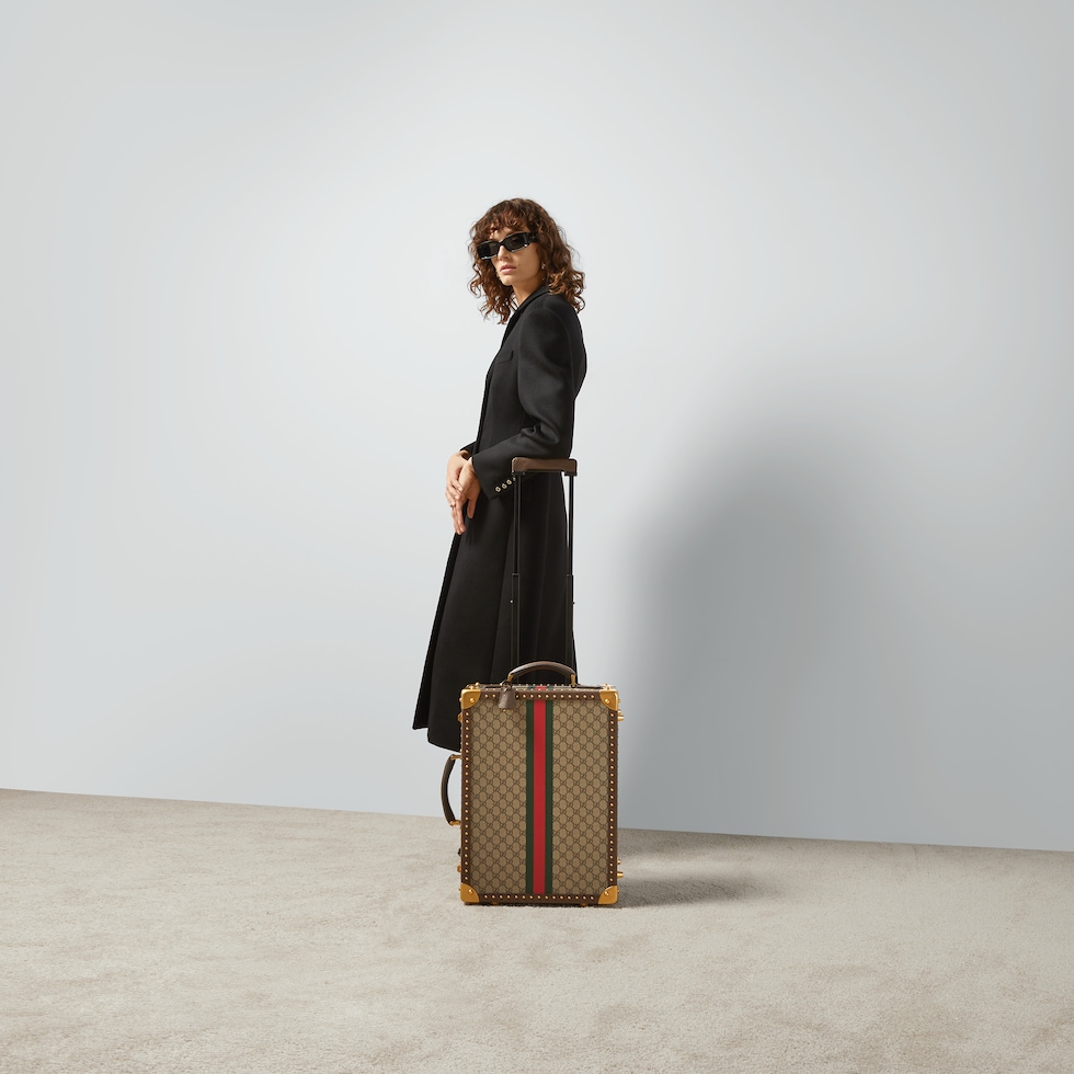 Gucci Savoy trunk carry-on in beige and ebony Supreme | GUCCI® Australia