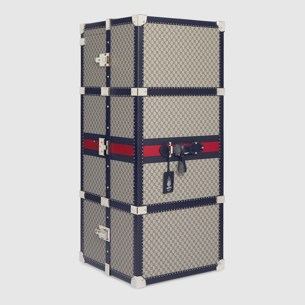 Gucci Savoy trunk in beige and blue Supreme | GUCCI® LU