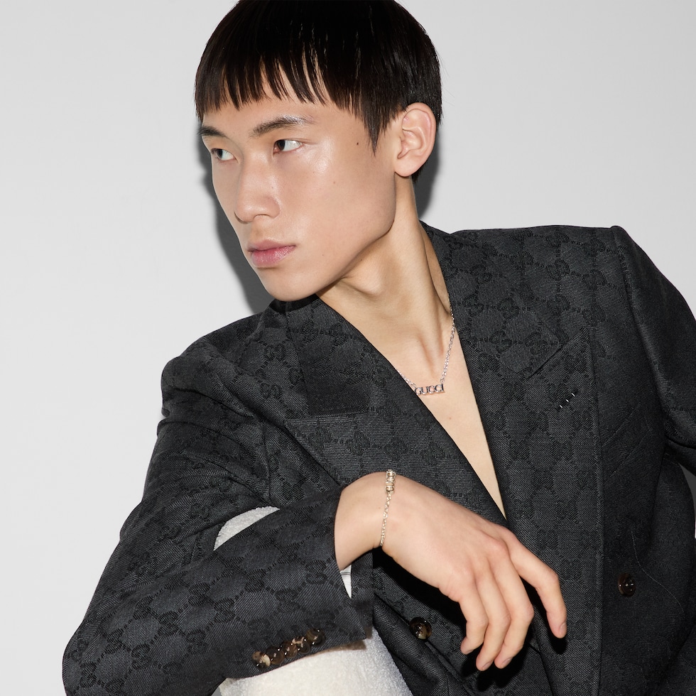 Necklace with Gucci script pendant in 925 sterling silver | GUCCI® ZA