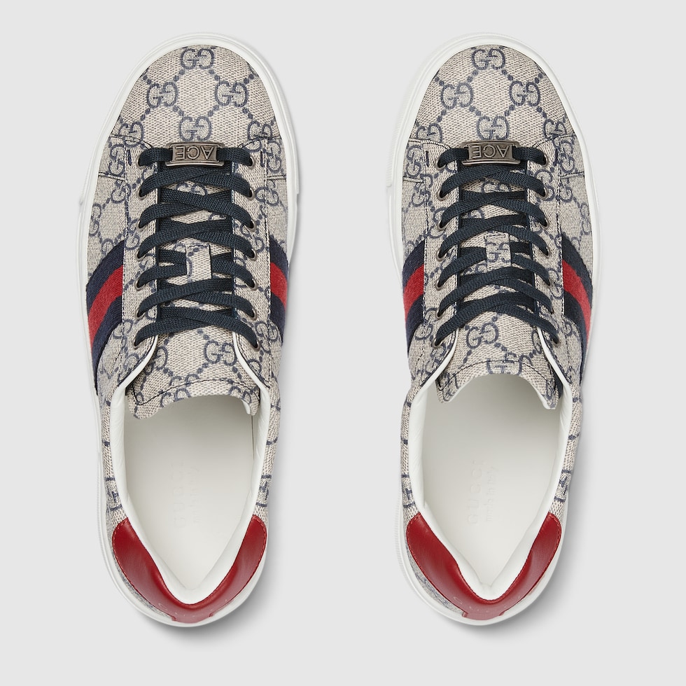 Zapatilla Gucci Ace con tribanda Web de mujer en Supreme beige y azul ...