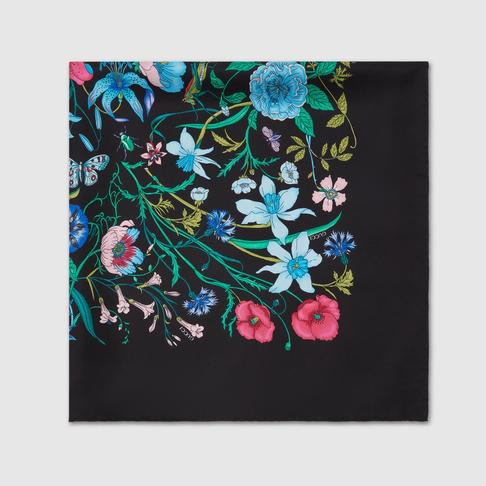 Gucci Flora print silk twill carré in black and multicolor | GUCCI® US