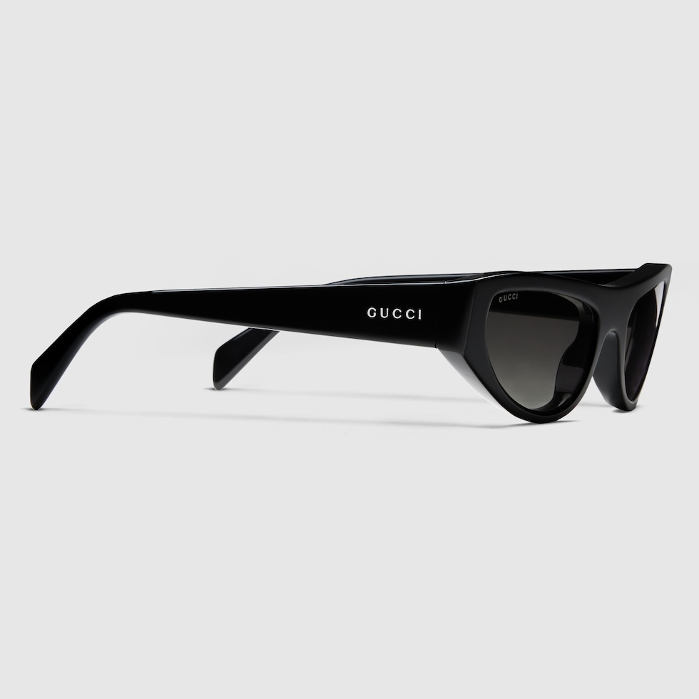 Cat-eye frame sunglasses in black | GUCCI® UK