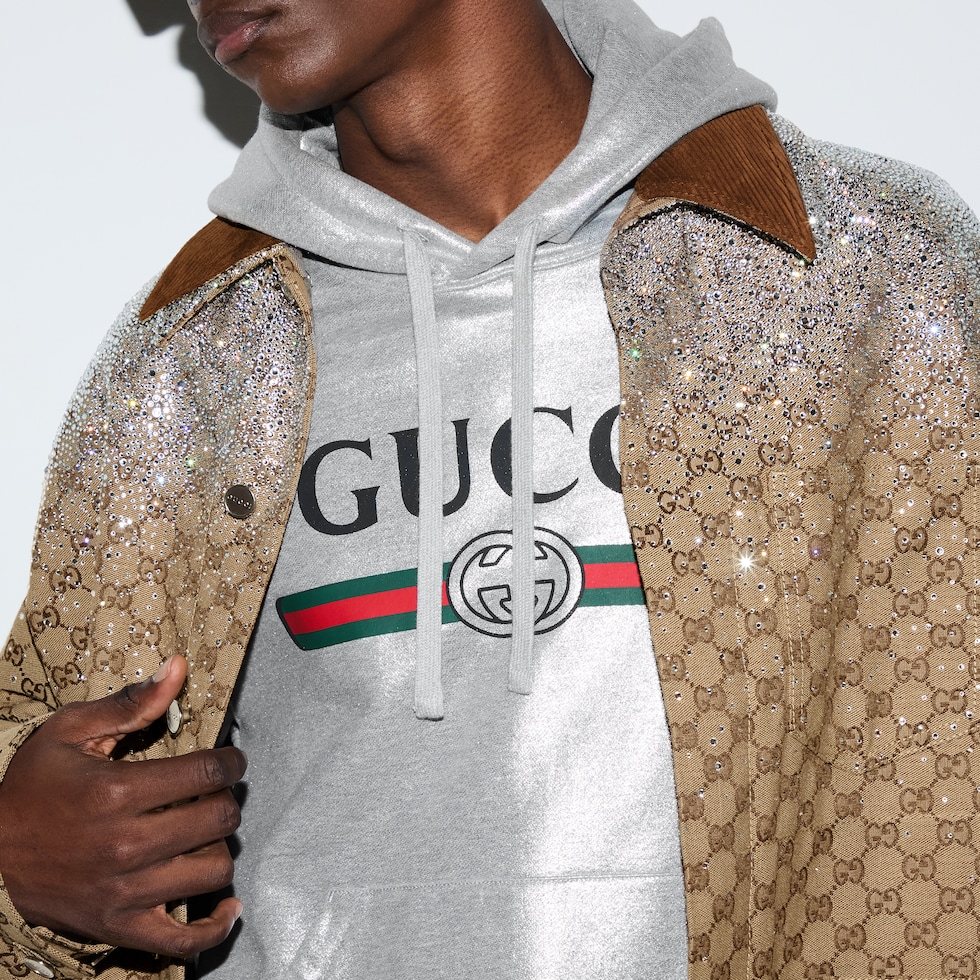 Felpa in jersey di cotone stampato con cappuccio in argento | GUCCI® Italia
