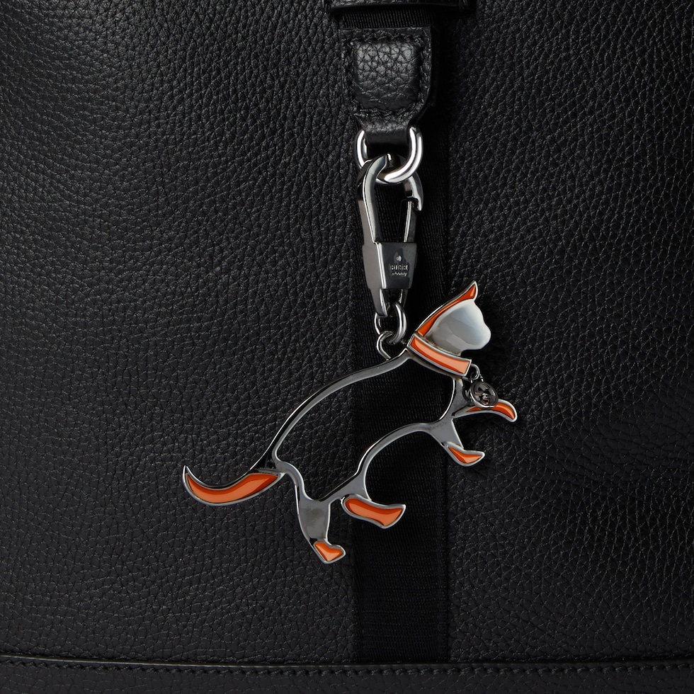 Cat keychain with Interlocking G in silver-toned metal | GUCCI® SE