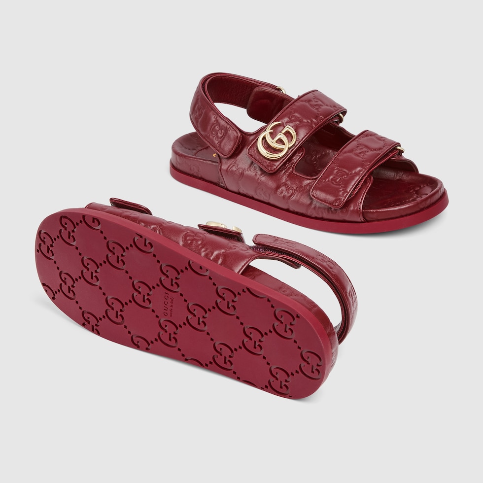 Sandalia de piel con Doble G para mujer en piel con GG Rosso Ancora ...