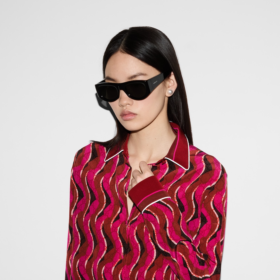 Printed silk shirt in Rosso Ancora red | GUCCI® 香港