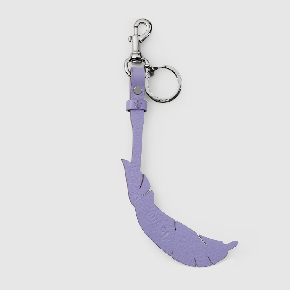Leaf keychain charm in lilac and purple leather | GUCCI® US