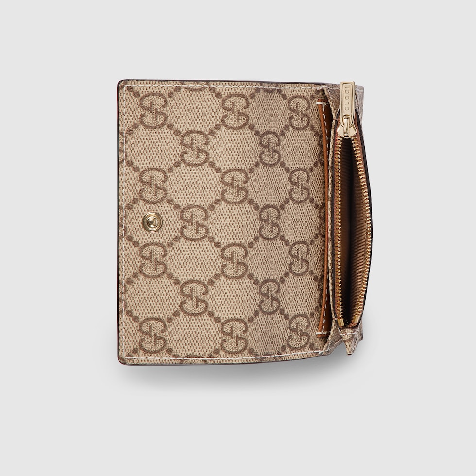 Tarjetero GG Emblem en piel marrón | GUCCI® ES