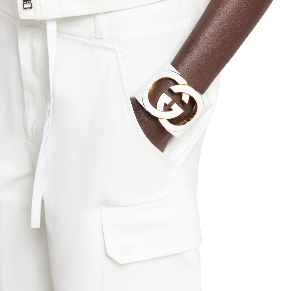 Gucci Interlocking cuff bracelet in white resin | GUCCI® US