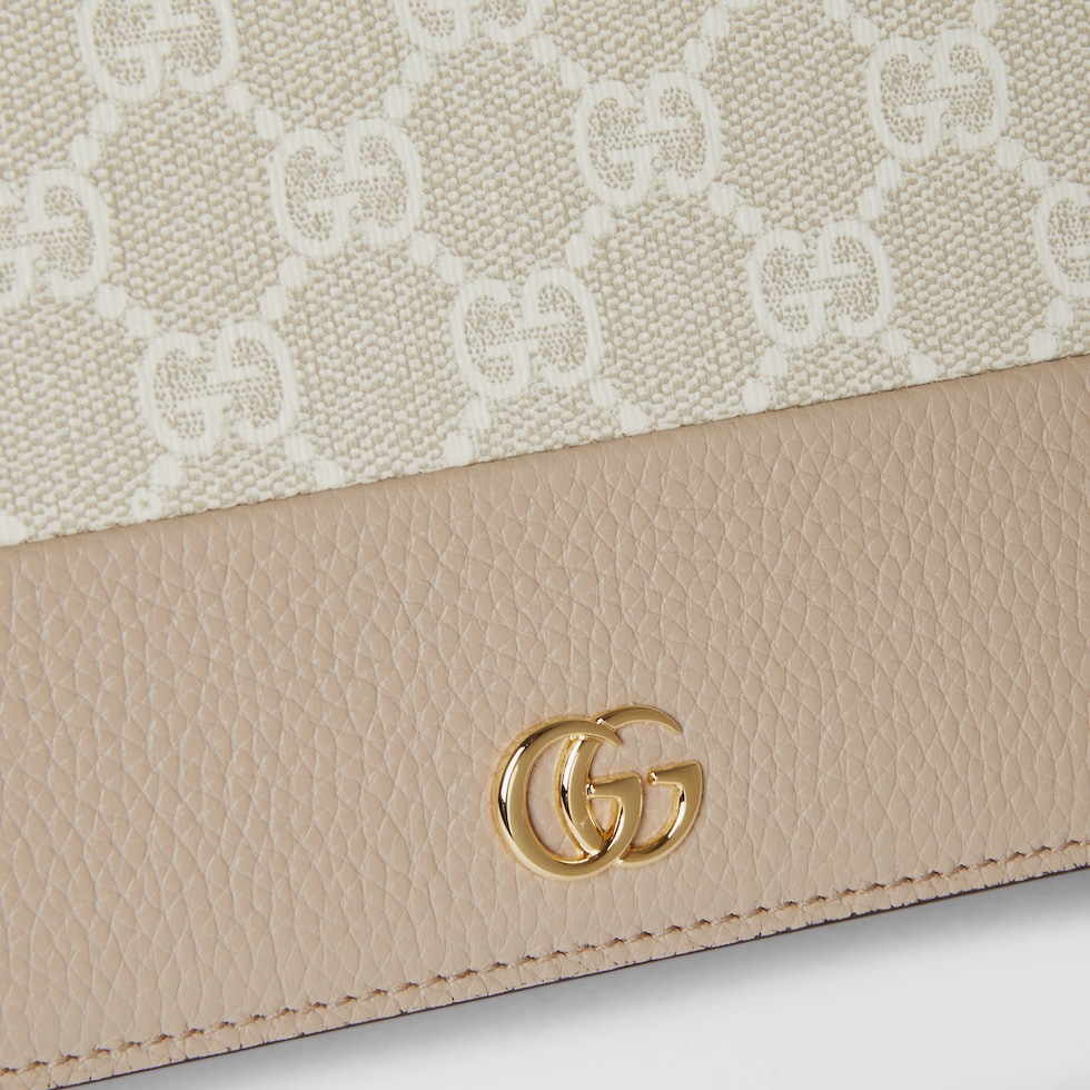 GG Marmont wallet on chain in beige and white GG Supreme | GUCCI® SG