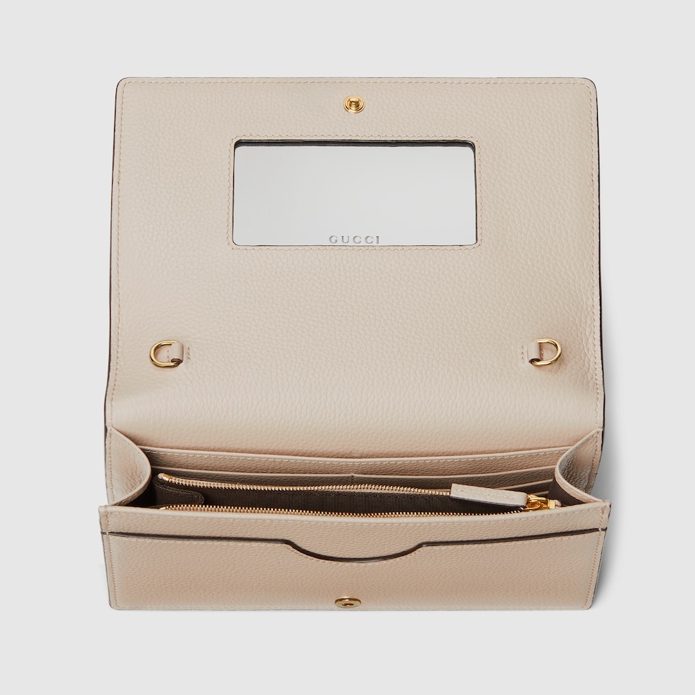 GG Marmont wallet on chain in beige and white GG Supreme | GUCCI® US