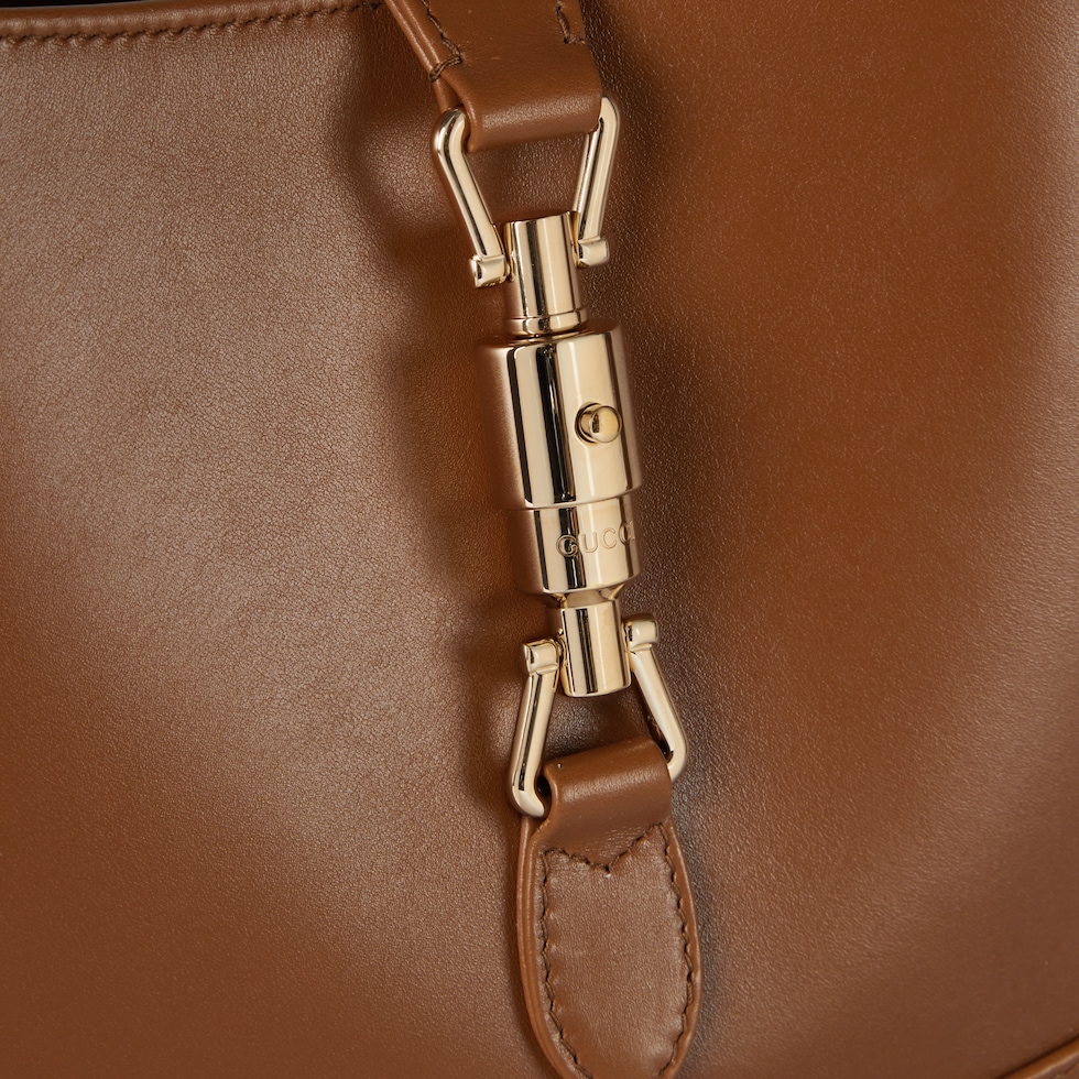 Bolso Gucci Jackie 1961 tamaño mediano en piel marrón | GUCCI® ES