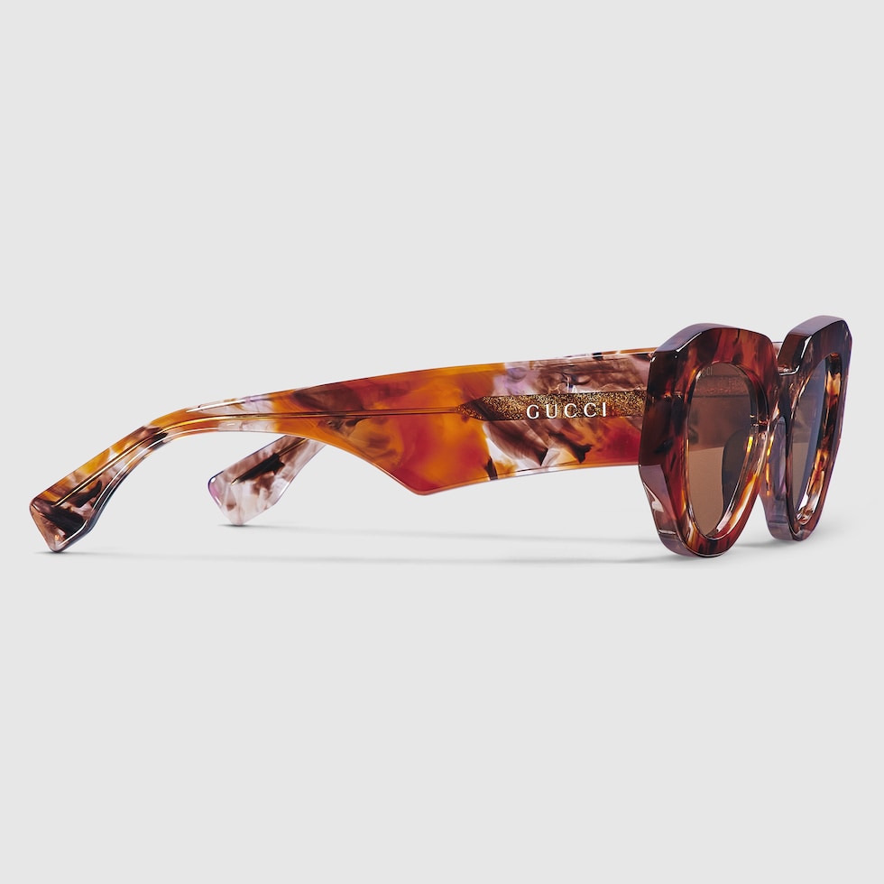 Cat eye frame sunglasses in warm brown tortoiseshell | GUCCI® AE