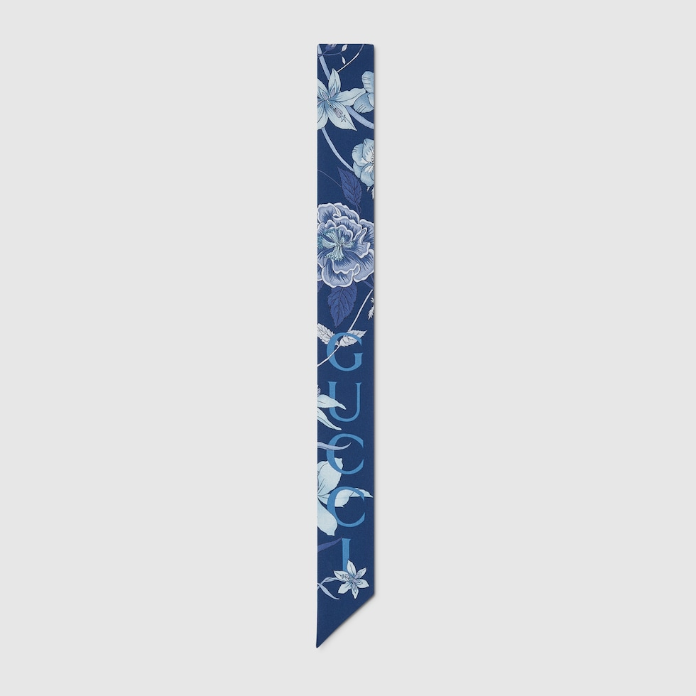 Printed silk twill neck bow in blue | GUCCI® CA