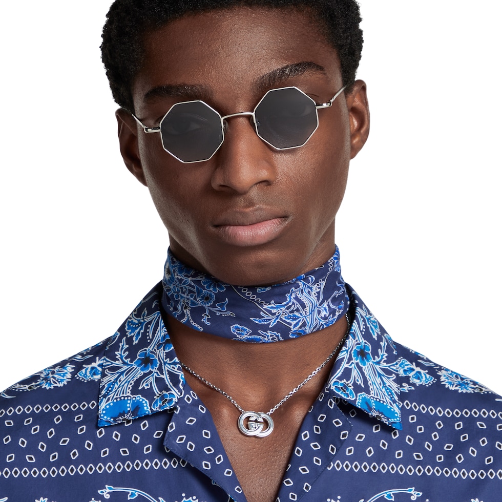 Printed cotton pocket square in purple | GUCCI® US