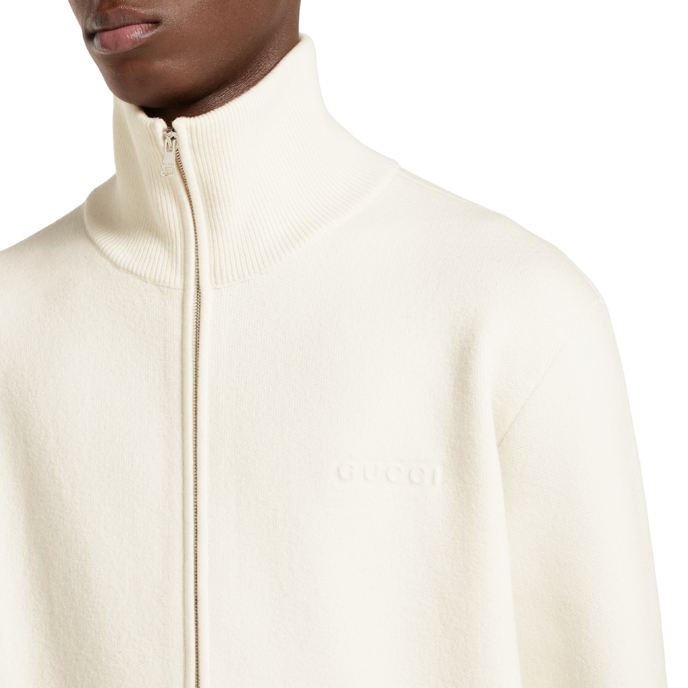 Giacca con cerniera in maglia in cashmere e lana punto piquet in bianco ...