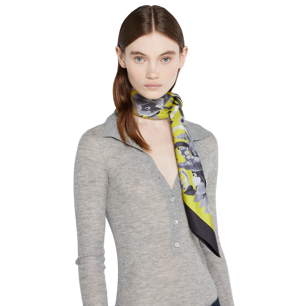 90 x 90 project printed silk carré in black and acid green | GUCCI® US