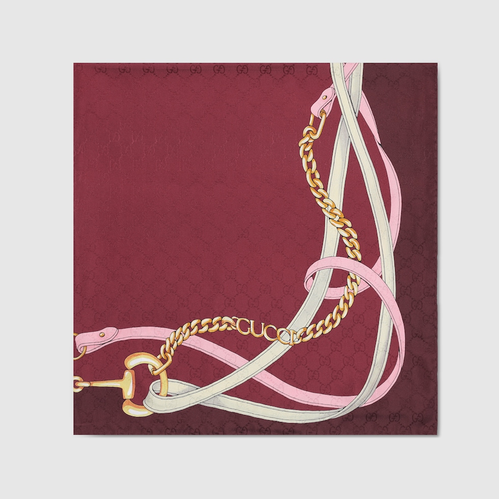 Carré in seta jacquard GG stampata in bordeaux | GUCCI® IT