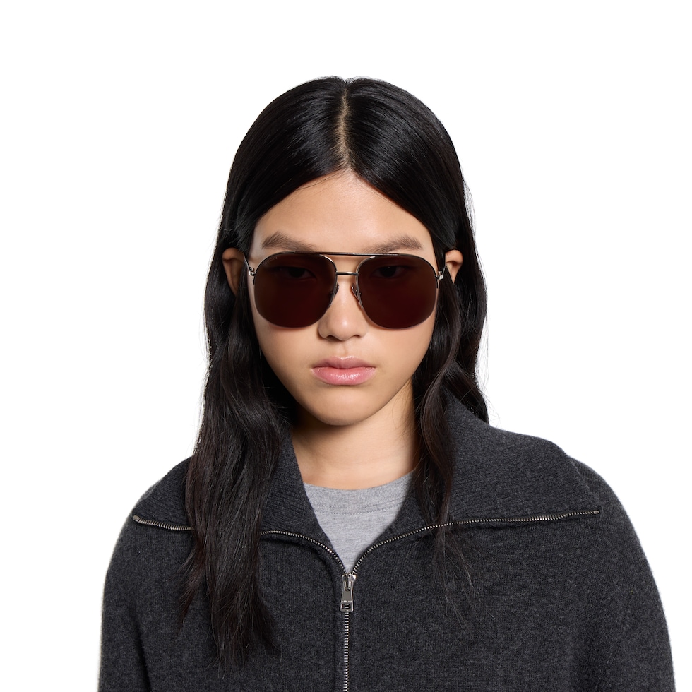Navigator sunglasses in silver | GUCCI® CH