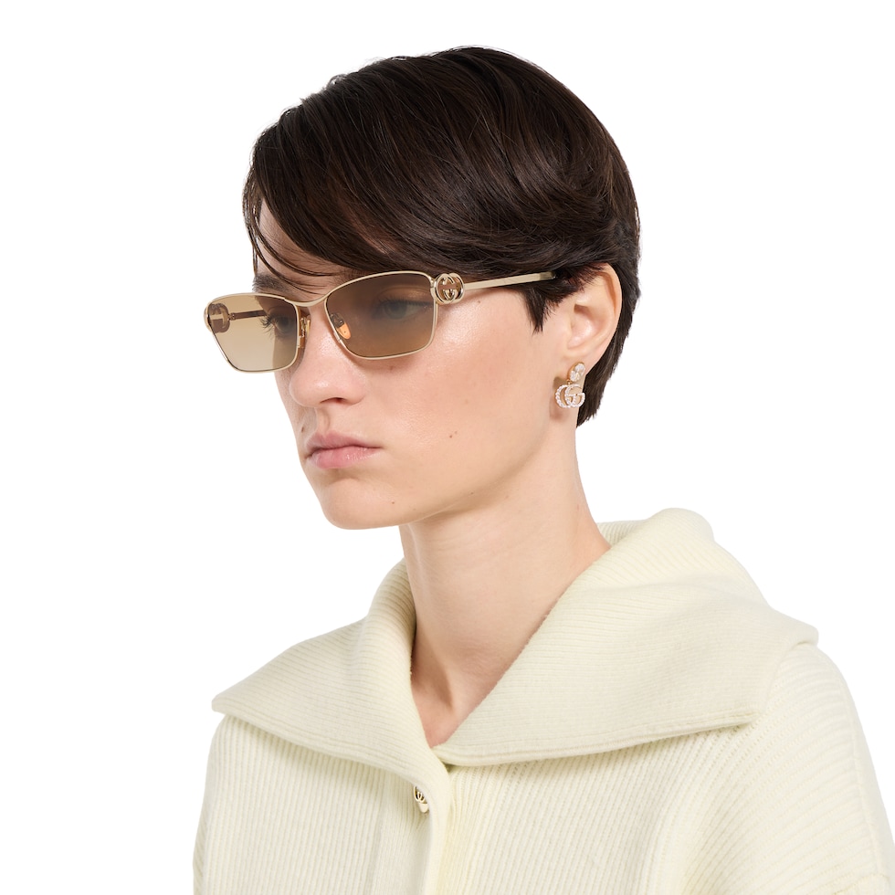 Rectangular frame sunglasses in gold | GUCCI® US