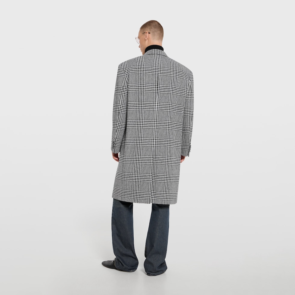 Double-breasted Prince of Wales wool coat in white and black | GUCCI® TH