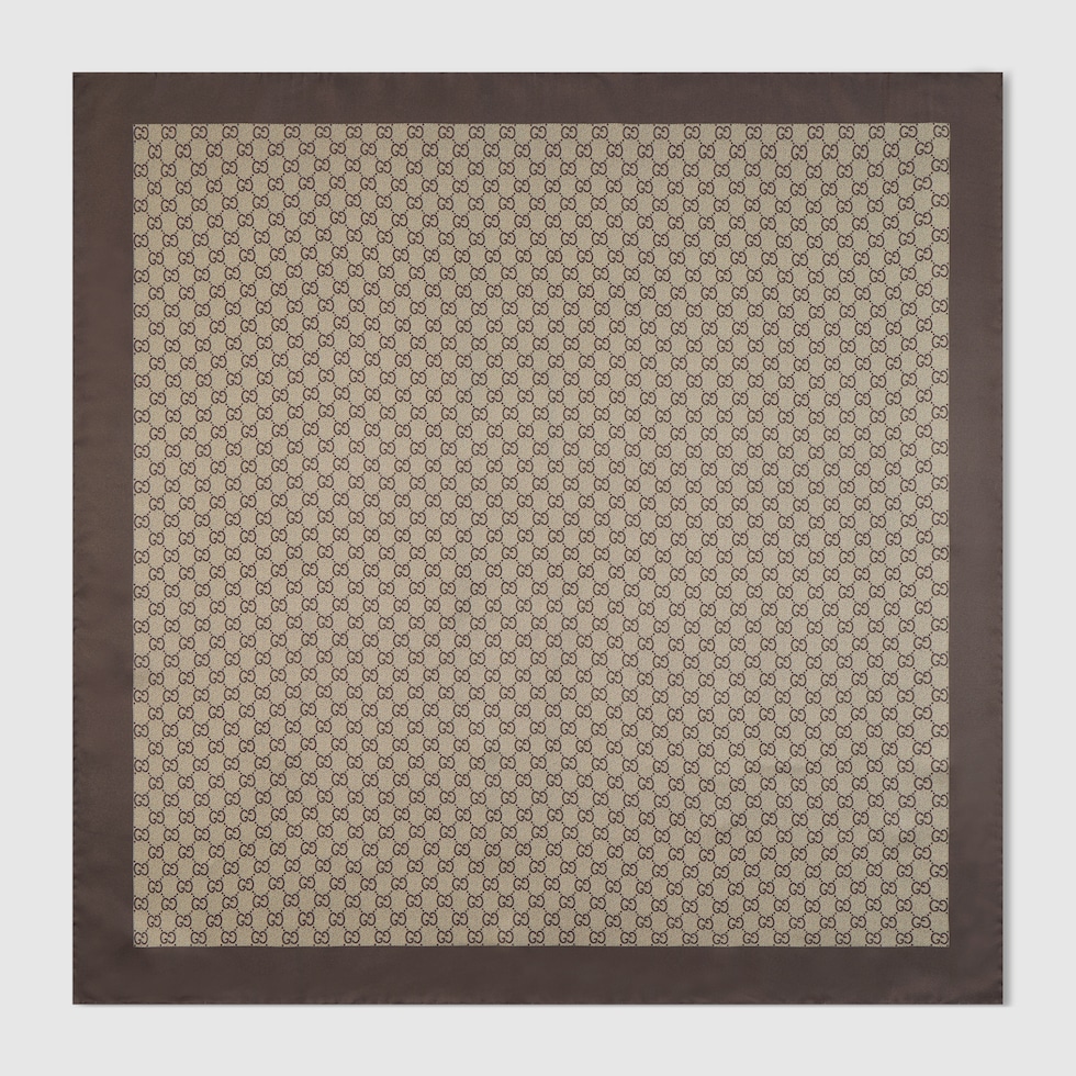 Printed silk twill carré in camel and brown | GUCCI® CH