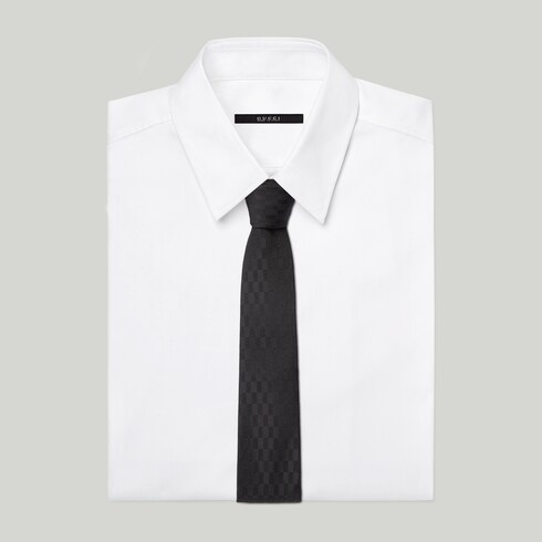 Geometric silk jacquard tie in Black Silk | GUCCI® SI