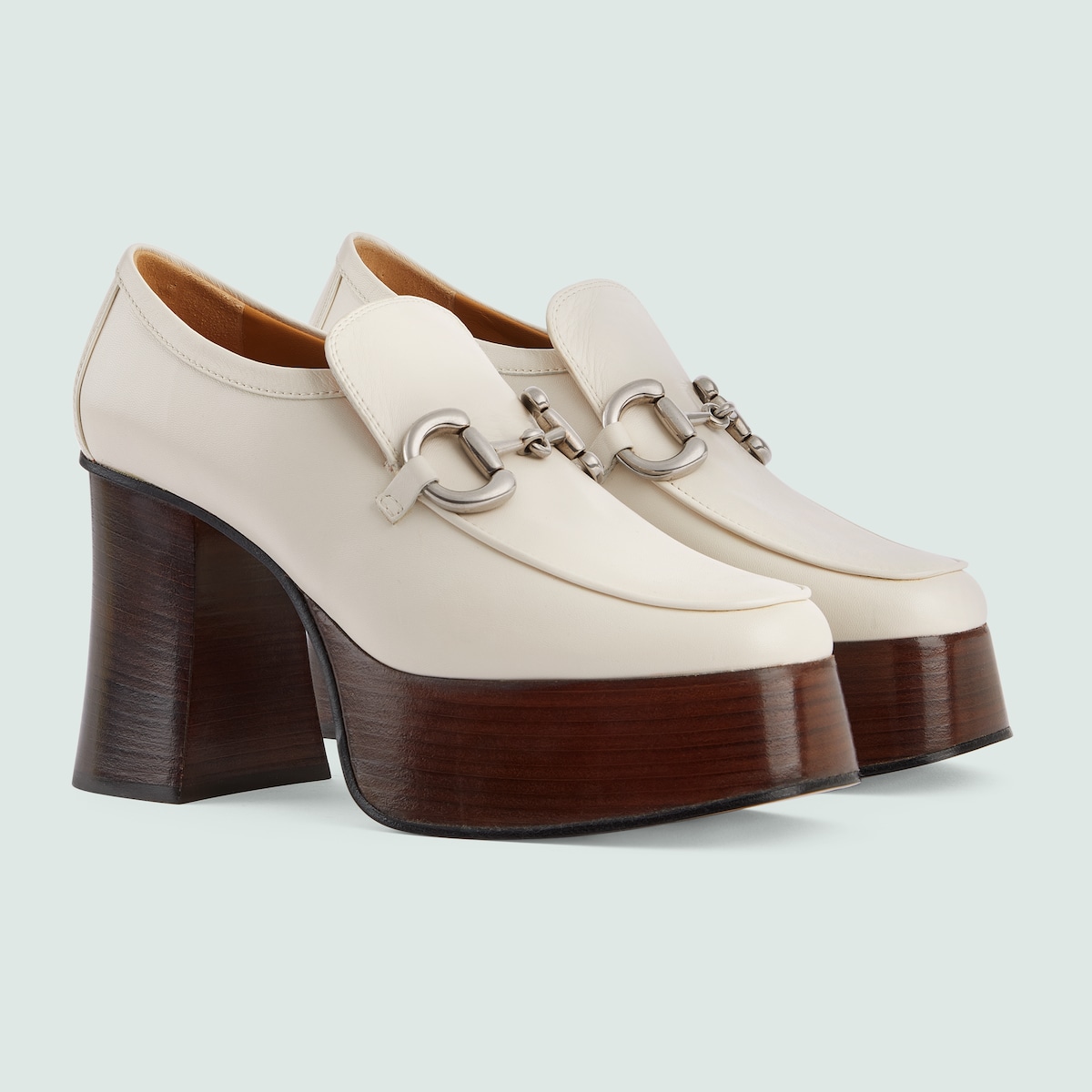 Damenloafer mit Plateau und Horsebit in weißes Leder | GUCCI® CH