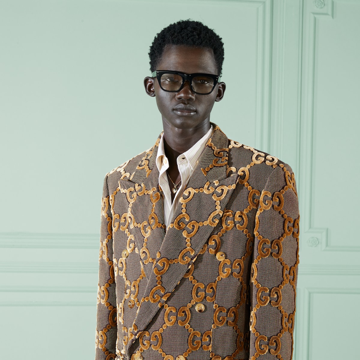 GG velvet formal jacket in beige and ebony | GUCCI® Australia