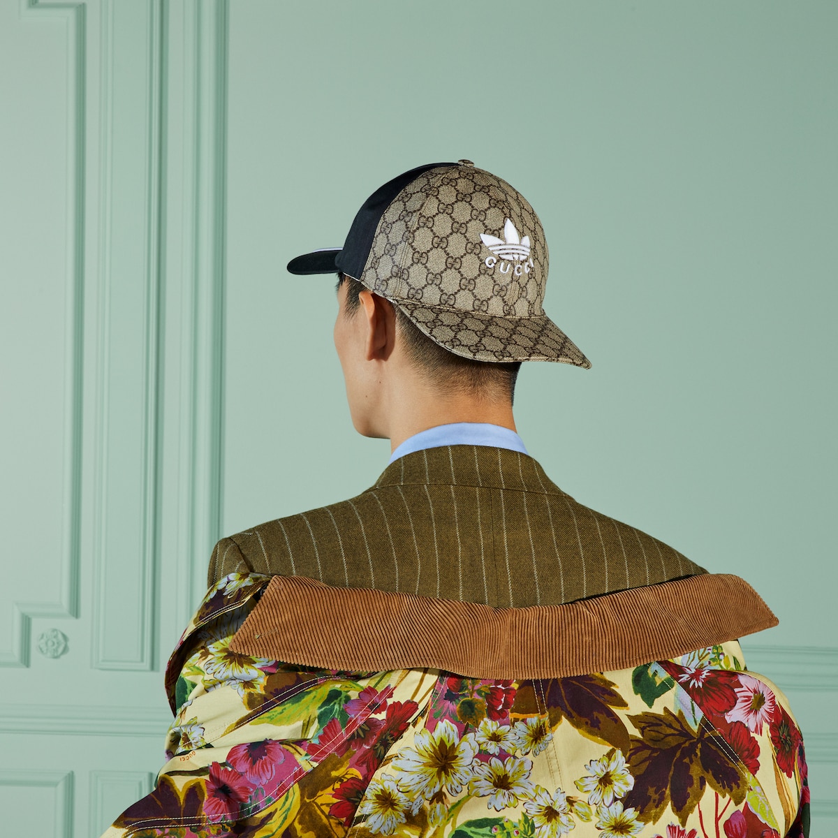 Doppelseitige adidas x Gucci Baseballkappe in beige und schwarz | GUCCI® DE